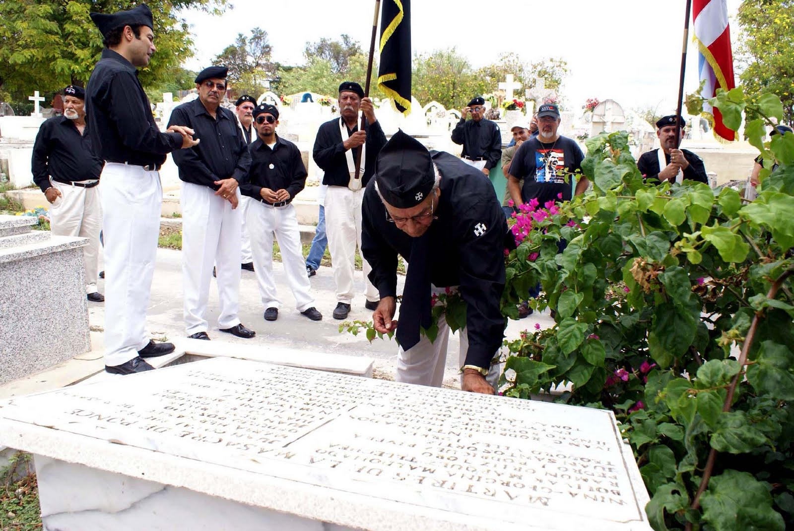 NOTICIAS SUR P.R.: CONMEMORAN EL 64 ANIVERSARIO DE LA MASACRE DE PONCE