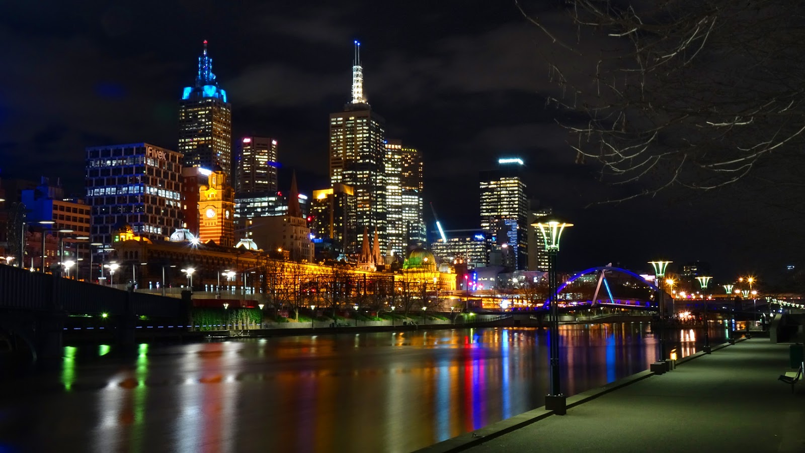 MAP: MELBOURNE BY NIGHT