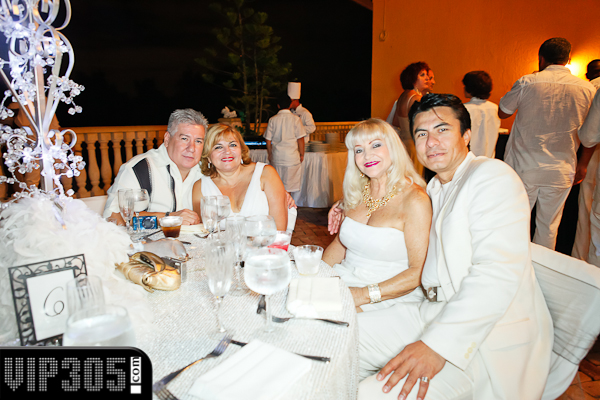 Miami White Party At LeoSe: White Party In Miami Florida @ Leose ...