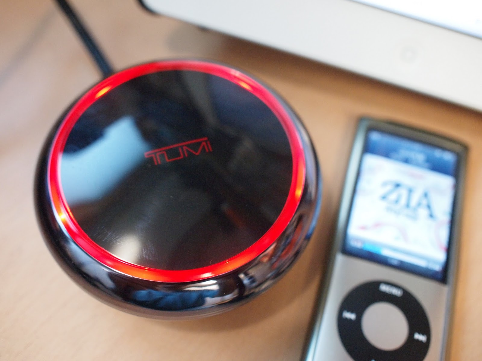 [여행용 휴대용 스피커(mini portable speaker) 추천 - Tumi travel speaker + sony ...