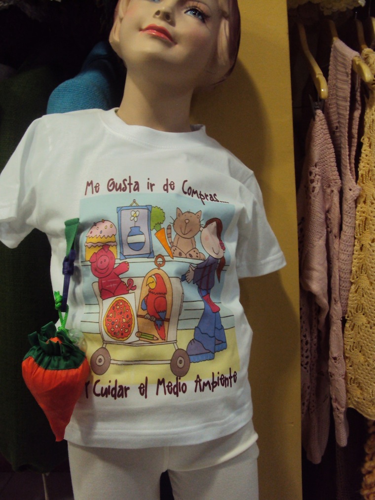 POLERAS PARA JUGAR T Shirt Kids: Poleras bolsitas ecológicas