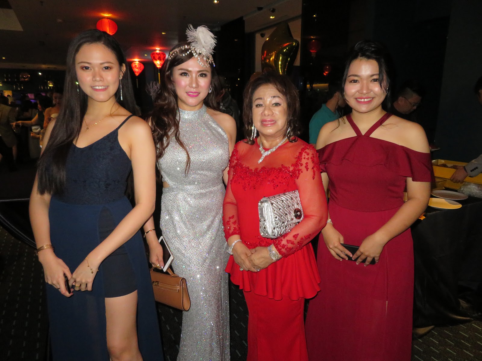 Kee Hua Chee Live!: BEAUTY QUEEN ANNIE LOW, MALAYSIA'S BEST PERFORMING ...