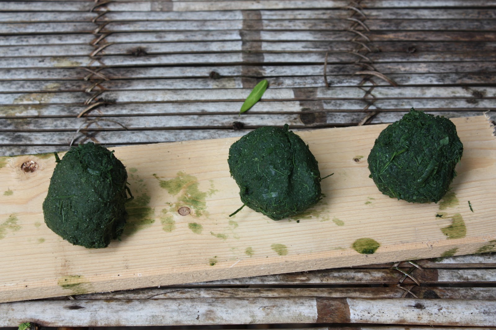 handmade by Rita: Verven met Wede