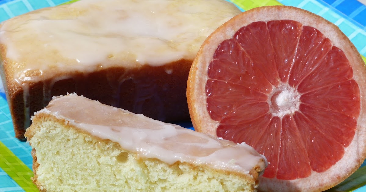 Traveler In The Kitchen: Ruby Red Pound Cake