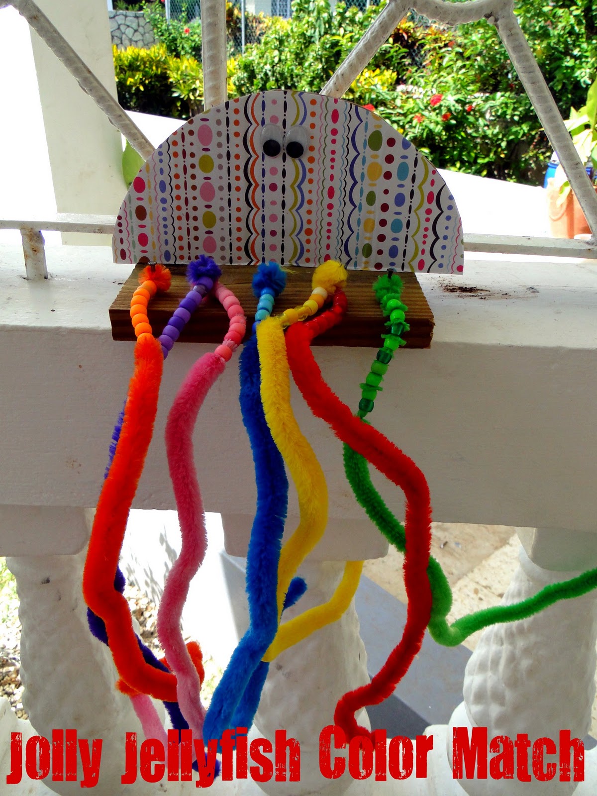 Raising 4 Princesses: Jolly Jellyfish Color Match