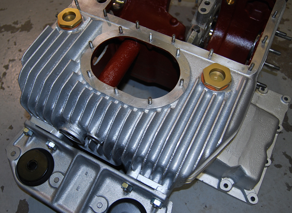 Dino 246 Restoration Blog: The final step: Painting the gearbox casings