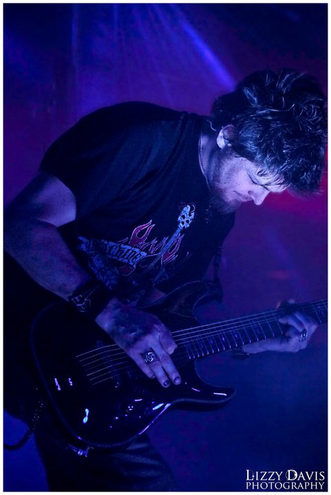 Rock: Front/Center: Concert in Photos: Crossfade, Pop Evil, Emphatic ...