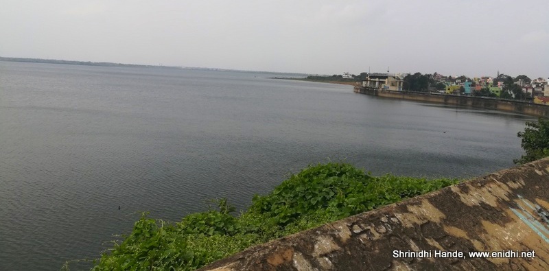Riding on the banks of Puzhal Lake, Chennai - eNidhi India Travel Blog
