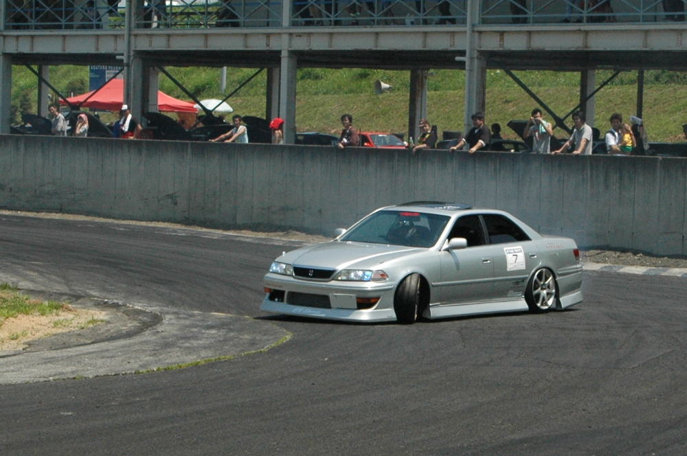 Rare AVS Model 7 18x8 (x2) 18x9 (x2) 5x114 +tyres | Driftworks Forum