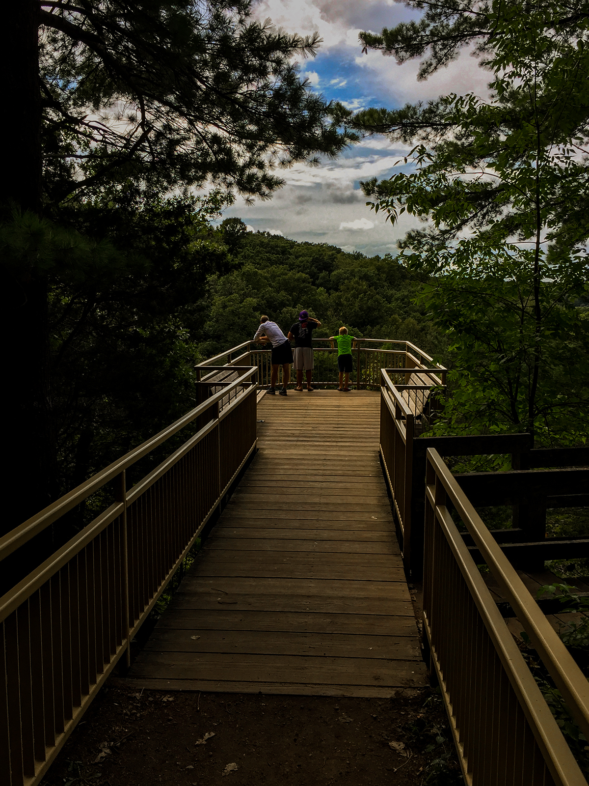 Hiking to Willow River Falls in Hudson WI