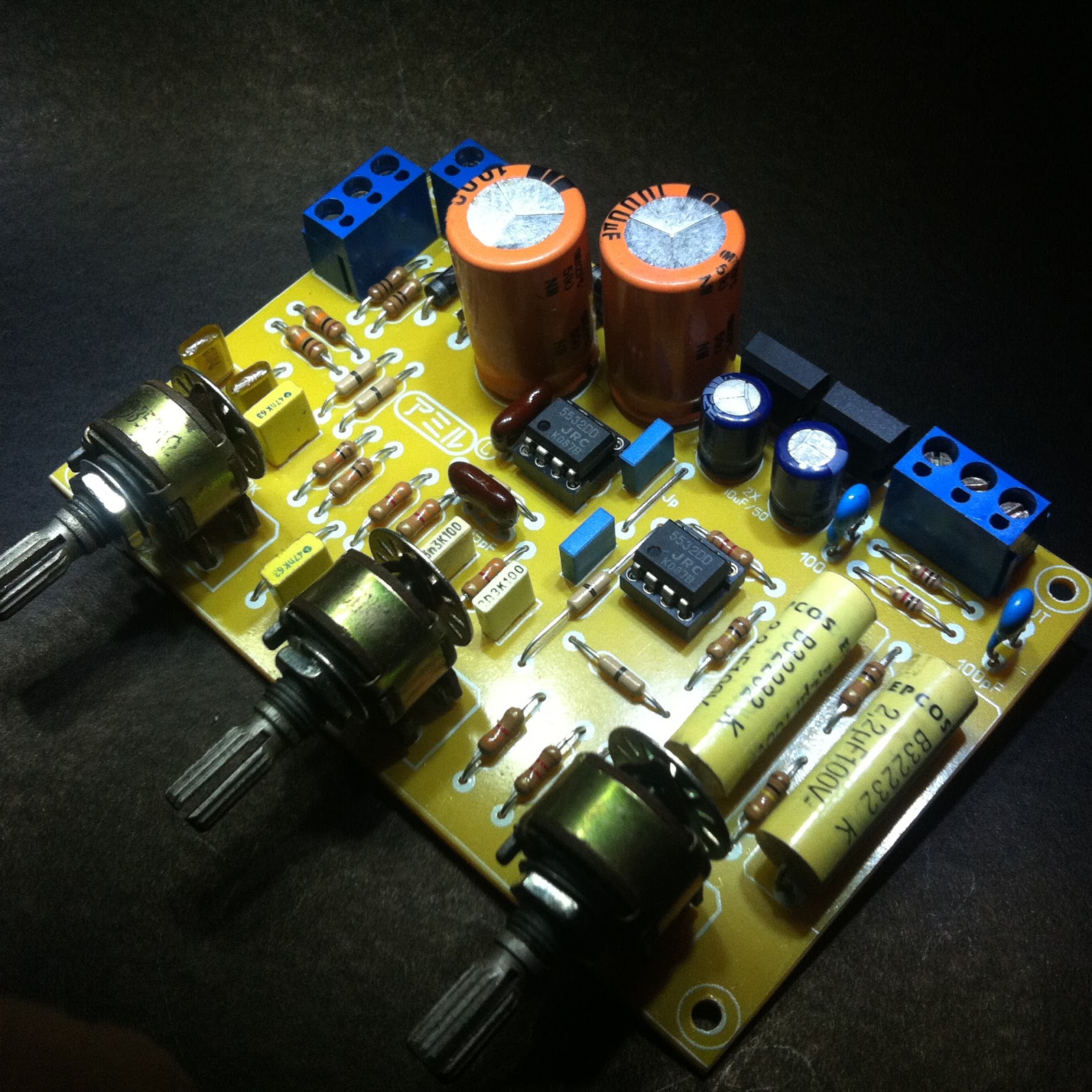 DIY ELECTRONICS PROJECTS: Tone Control V2