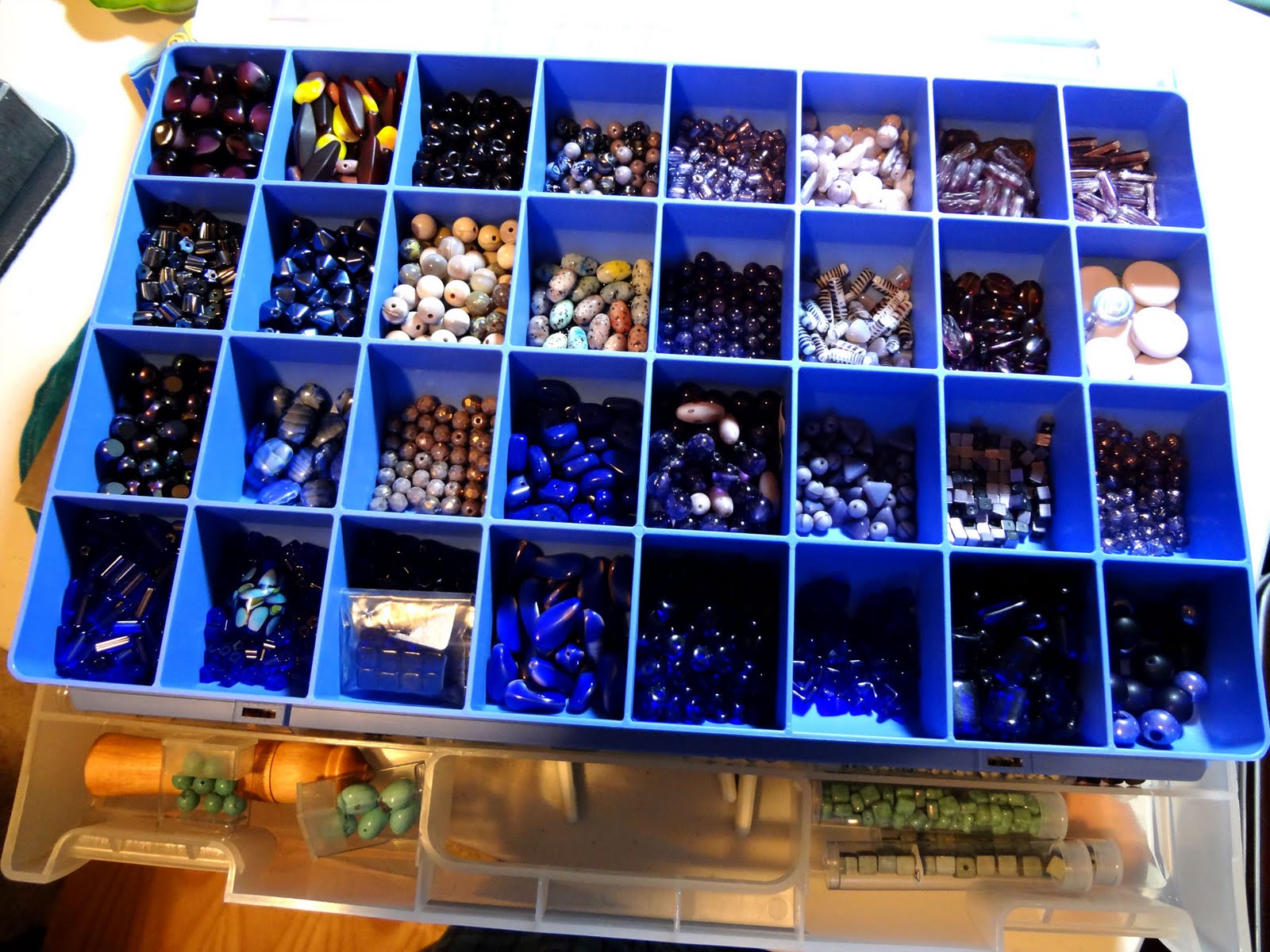 alaska blue moose: Bead Storage