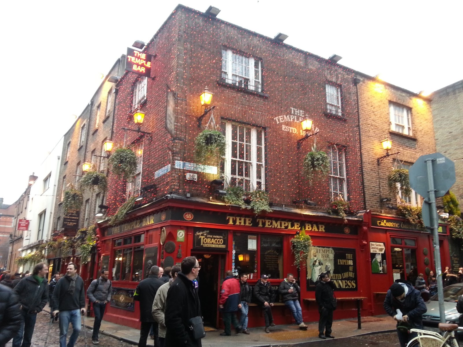 Dublinario - O Diário de uma Viagem: Conhecendo o Famoso Temple Bar