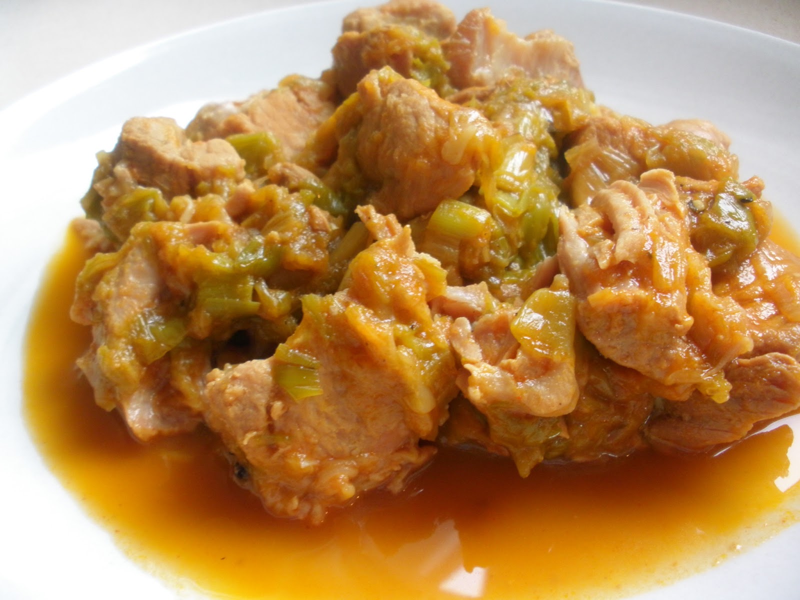 Come to cook: Χοιρινο με πρασα στη χυτρα