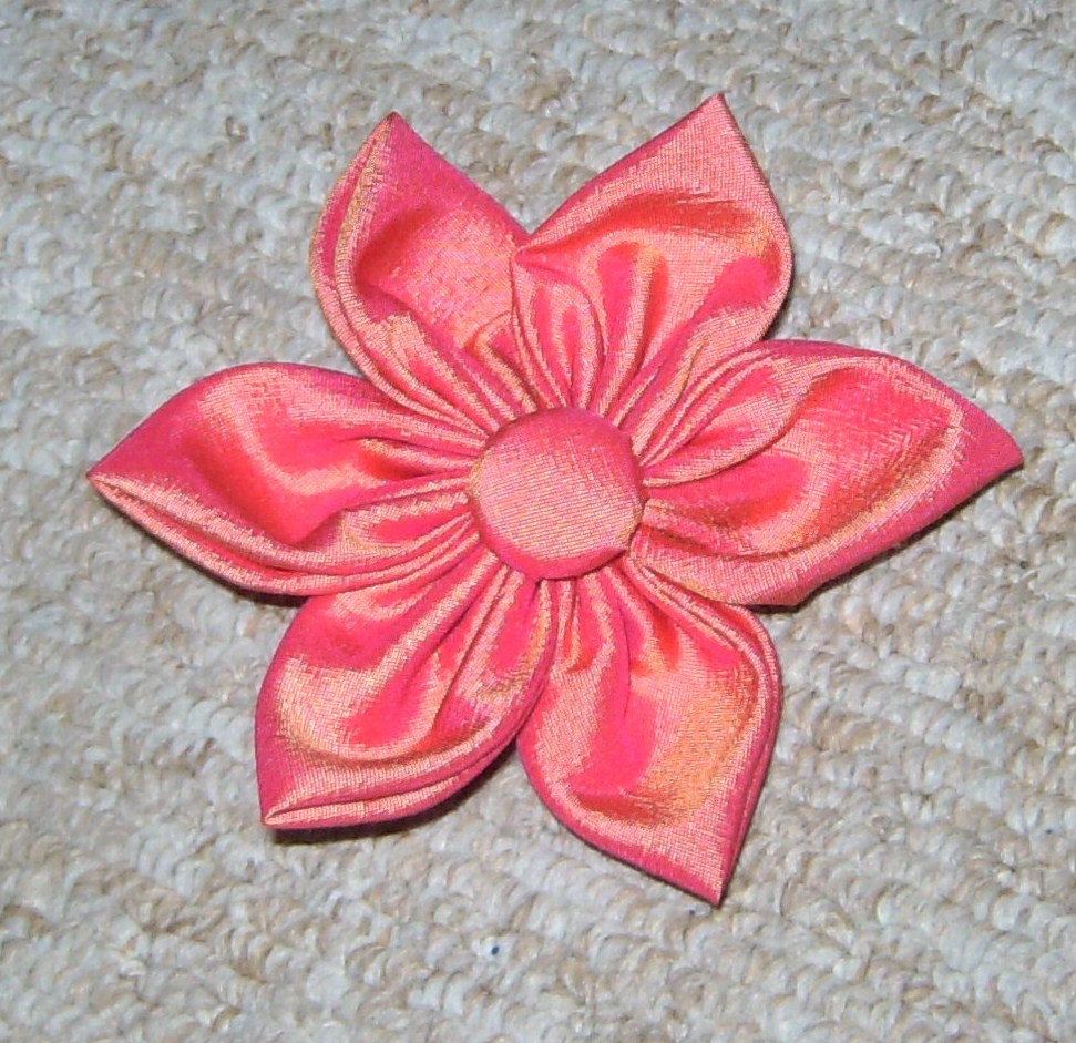 Sew Selena: Thai silk roses