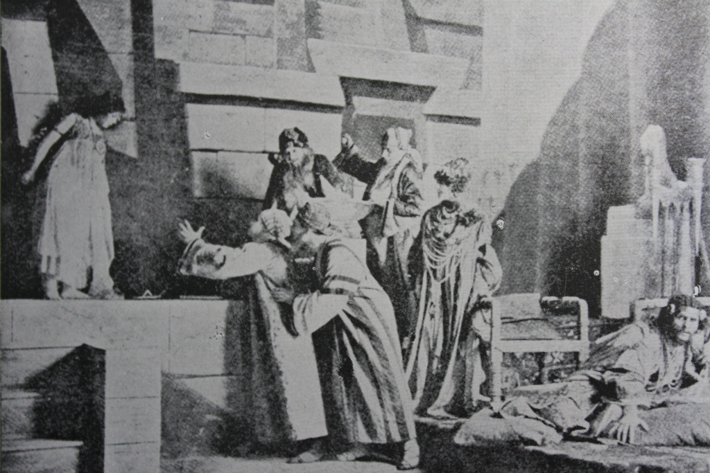 2000 Theatre Scenes from 1890 to 1935 in Europe and America: Salome ...