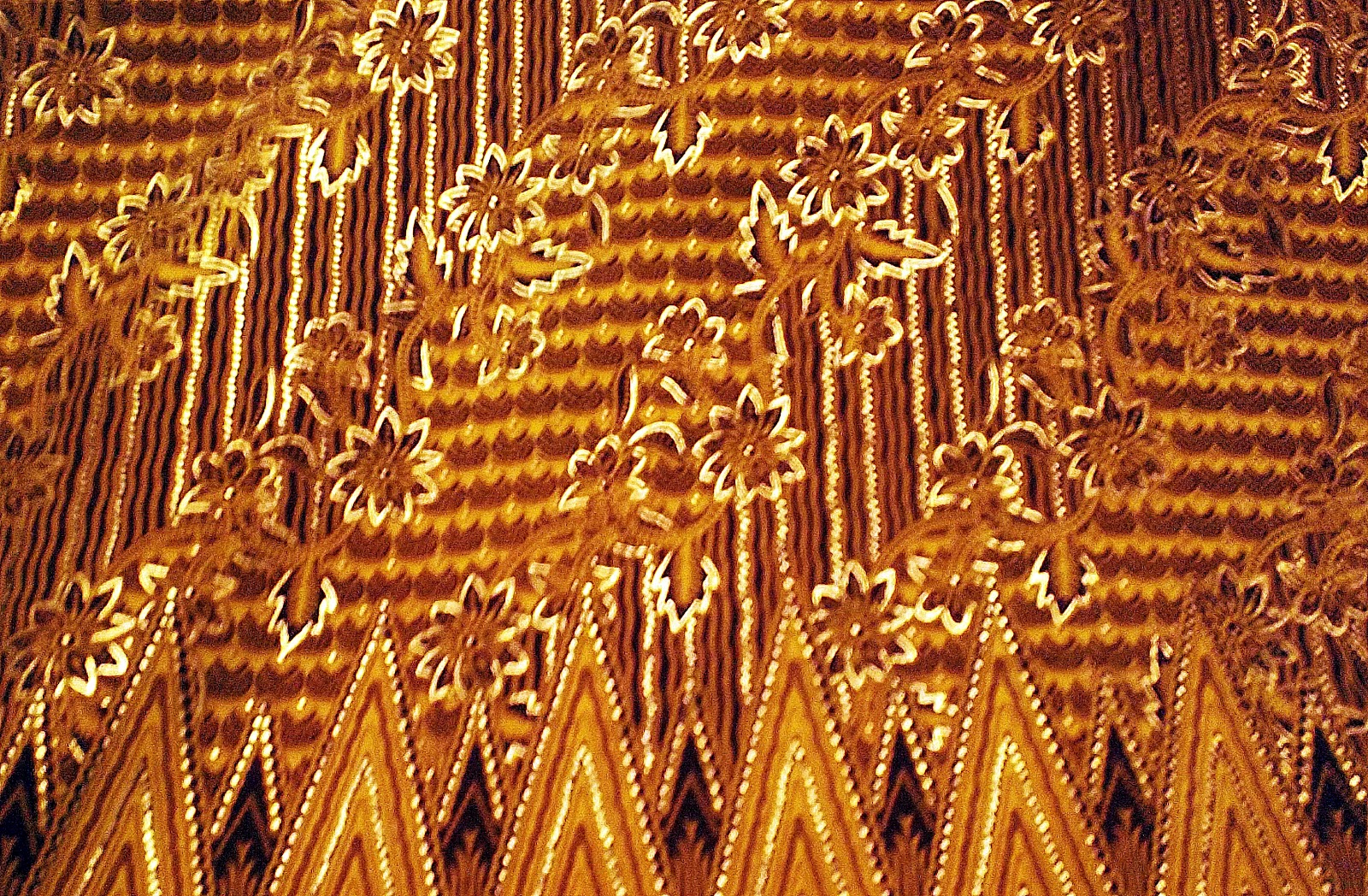 Gambar Batik Emas | Gambar Batik Sederhana