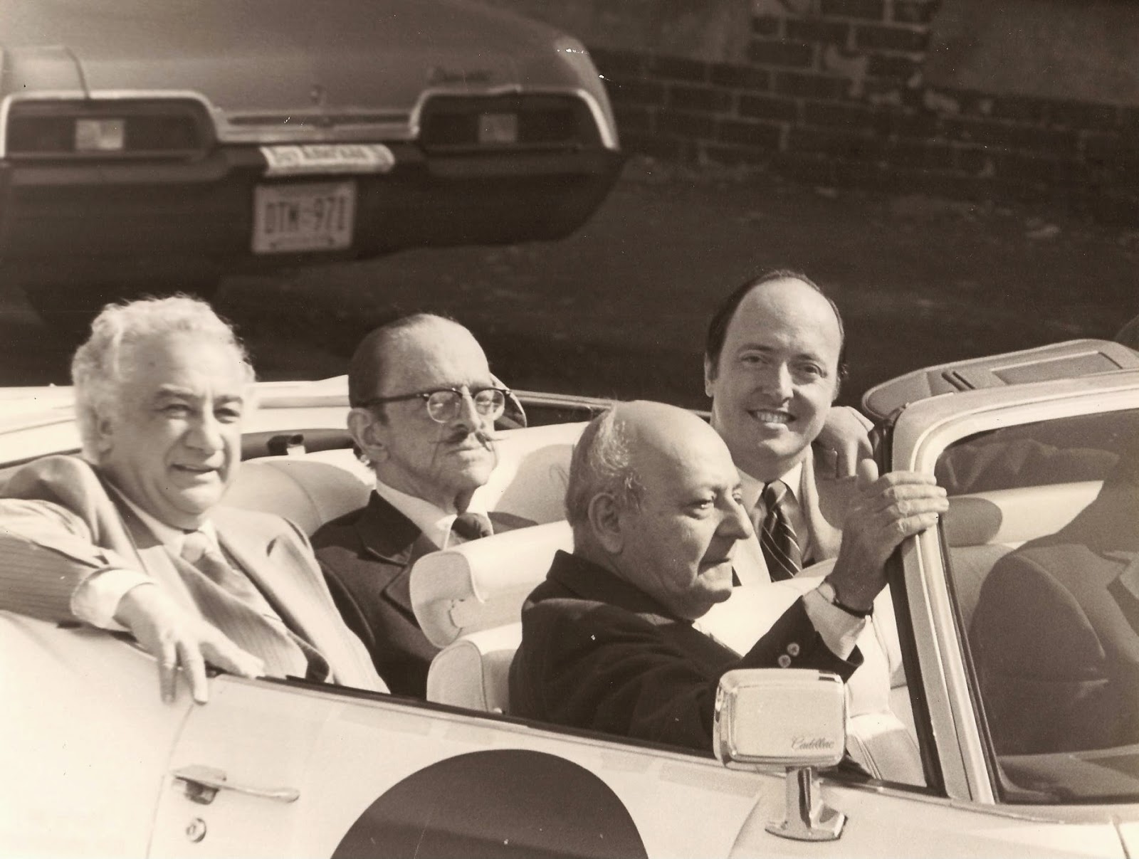 The Lu Lac Political Letter: April 2014