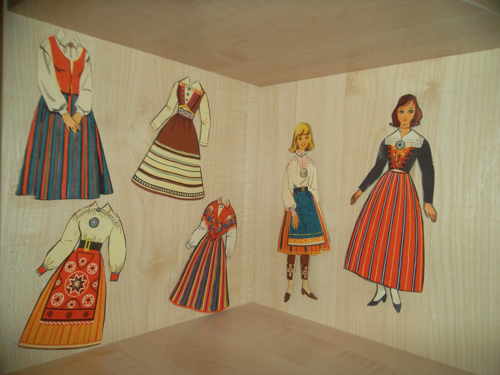 Aidu raamatukogu (Põltsamaa Raamatukogu haruraamatukogu): Paberist ...