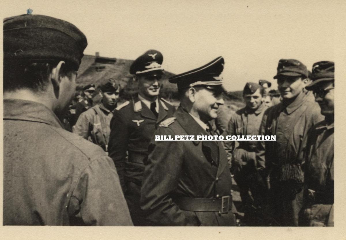 NAZI JERMAN: Foto Hermann-Bernhard Ramcke, Jenderal Fallschirmjäger