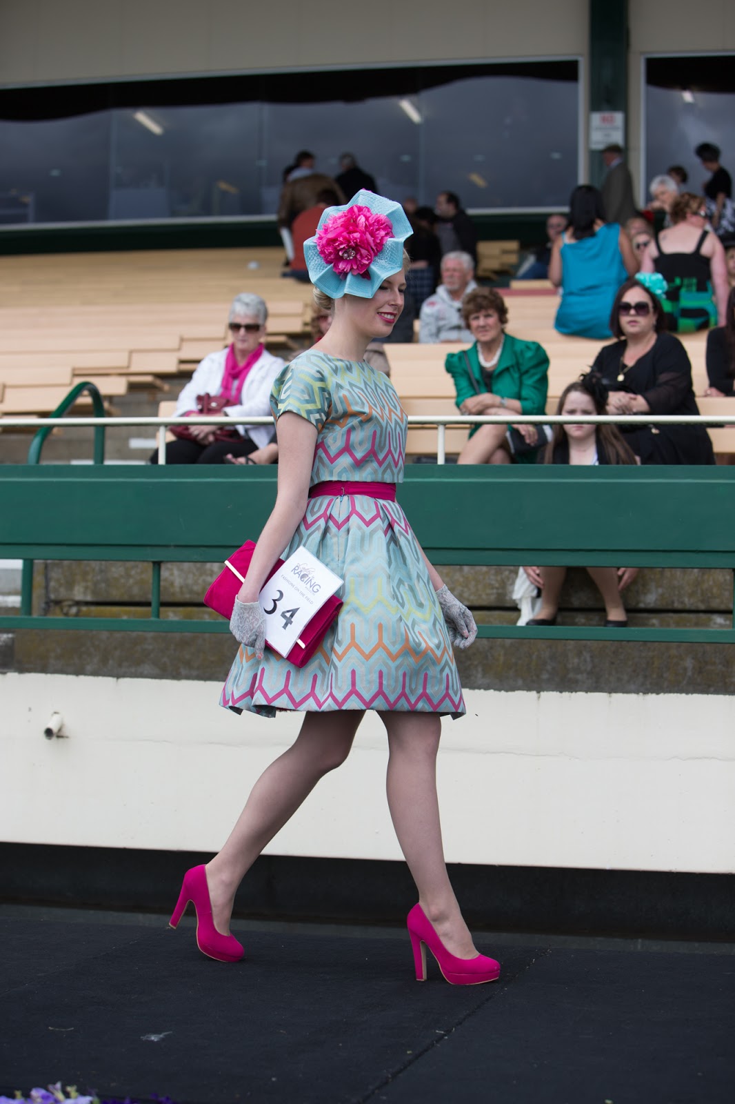 Racing Fashion: Sandown Fashions on the Field, Here are some of my ...