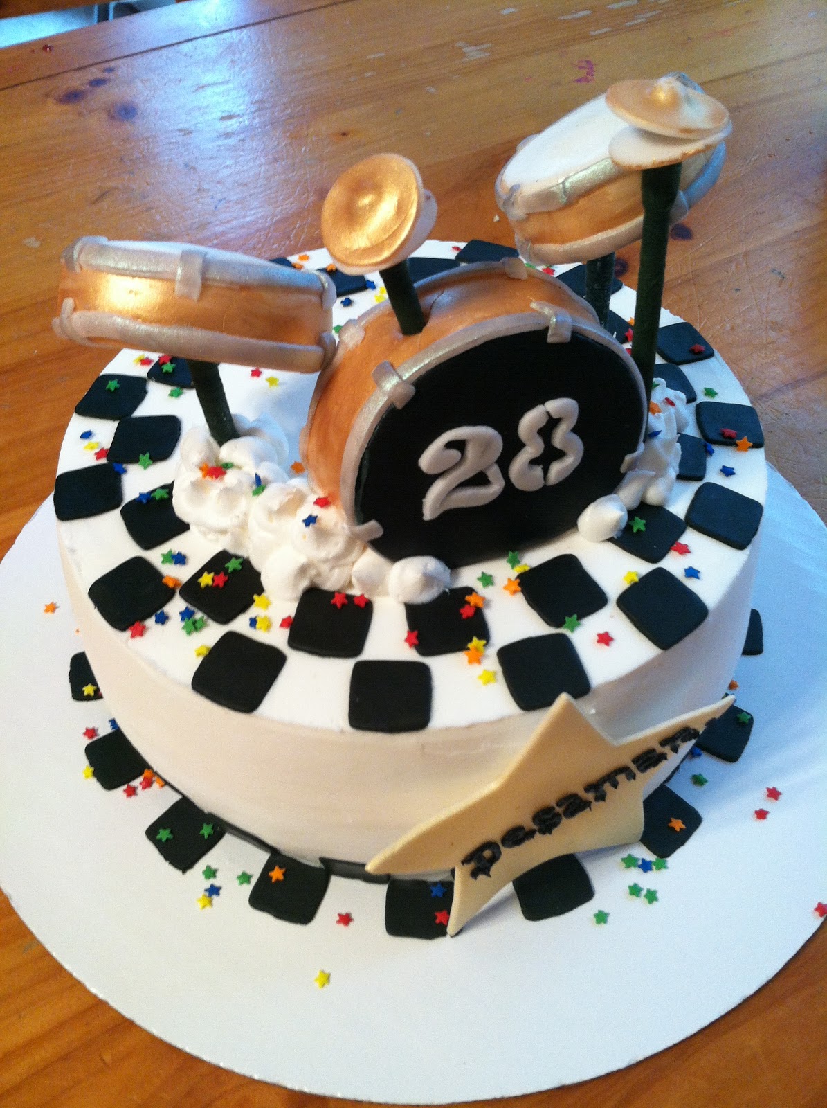 Introducing....: Drummer cake for a Drummer's birthday