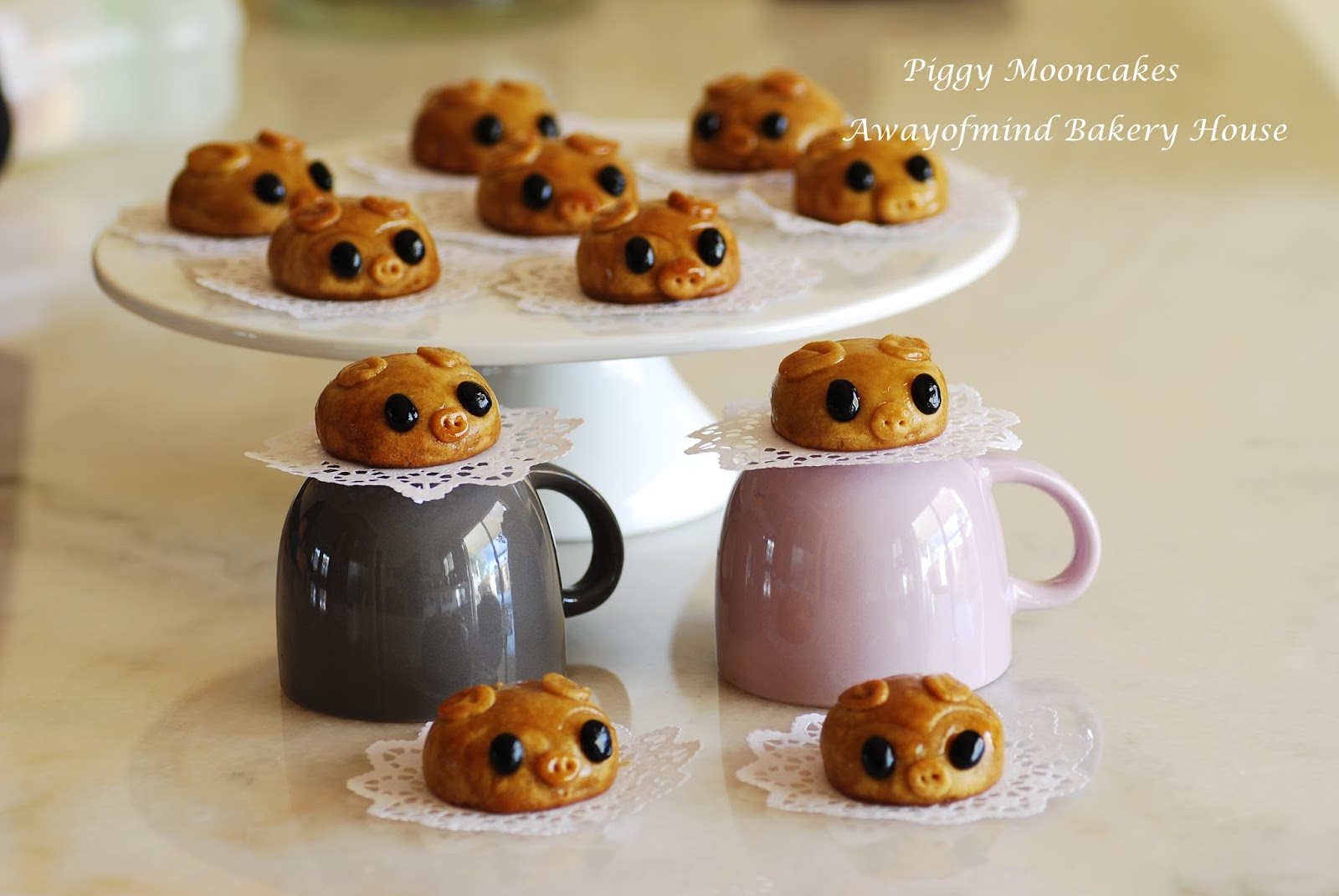 Awayofmind Bakery House: Piggy Mooncakes 小猪猪传统月饼