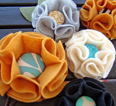 Diva Tube: Felt Button Flower Tutorial