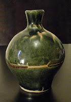 Jeo: Jarrón verde esmaltado