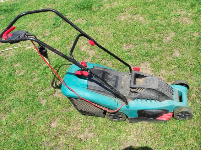 meserias in bricolaj: ingrijire gazon 2 - masina de tuns