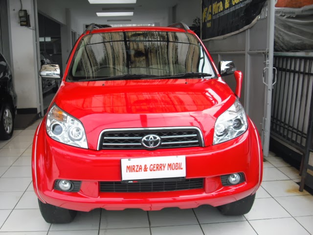 Mirza & Gerry Mobil: TOYOTA RUSH S A/T , MERAH METALIK, 2009