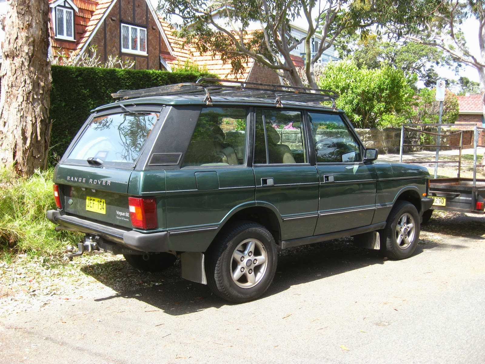 Aussie Old Parked Cars: 1994 Range Rover Classic Vogue SE