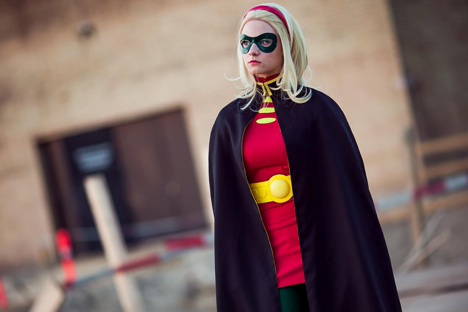 Geek Group Network: [Cosplay] Lady Robin (Stephanie Brown)