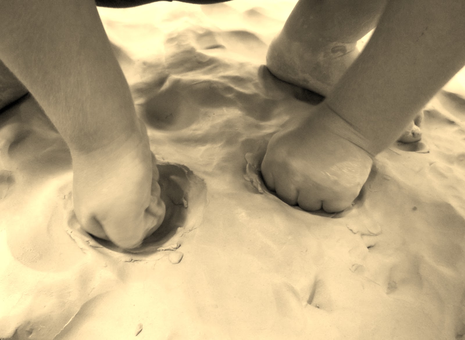 Mairtown Kindergarten: Explorations with Clay