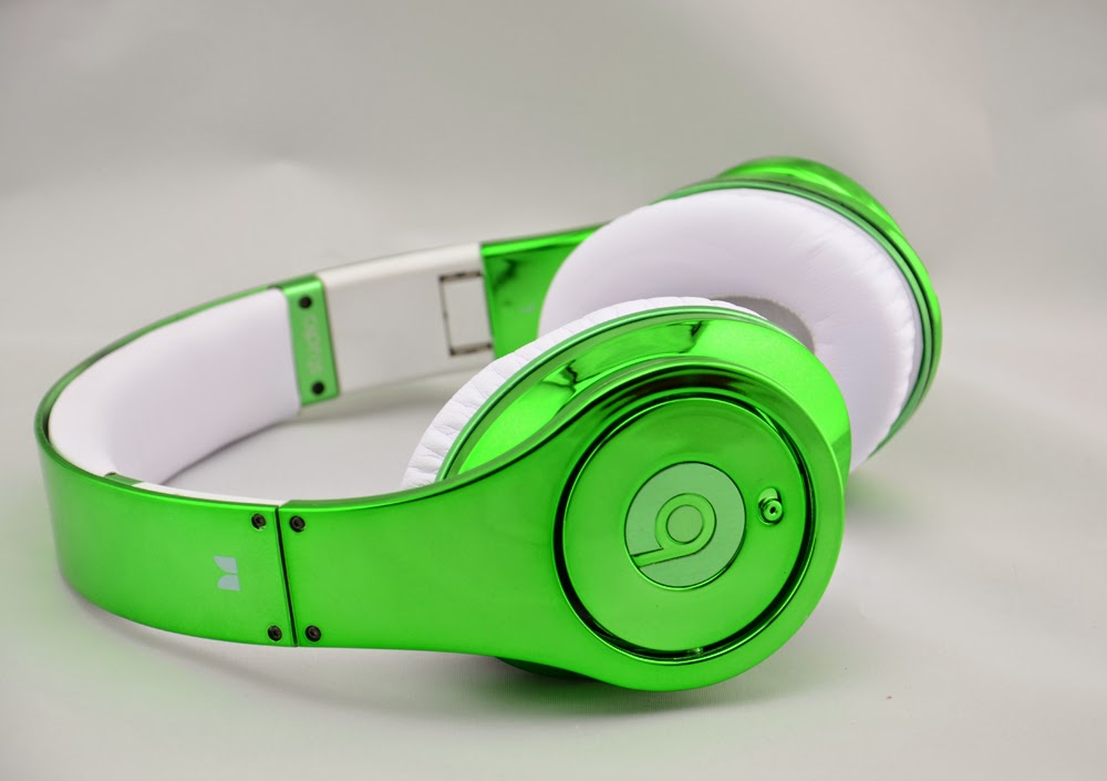 Monster Beats by Dr. Dre: Beats By Dr.Dre Studio Colorware Chrome ...