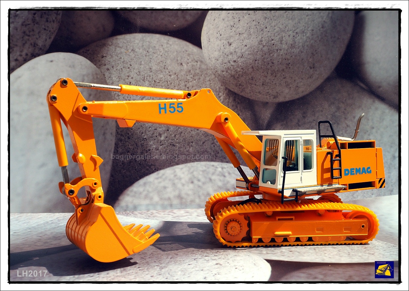 Bagger Galerie Construction Machines: DEMAG H55 Hydraulikbagger ...