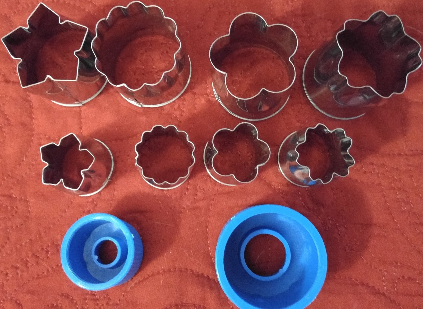 Heather Speaks Out: Stainless Steel Shapes Cutter Mold Review