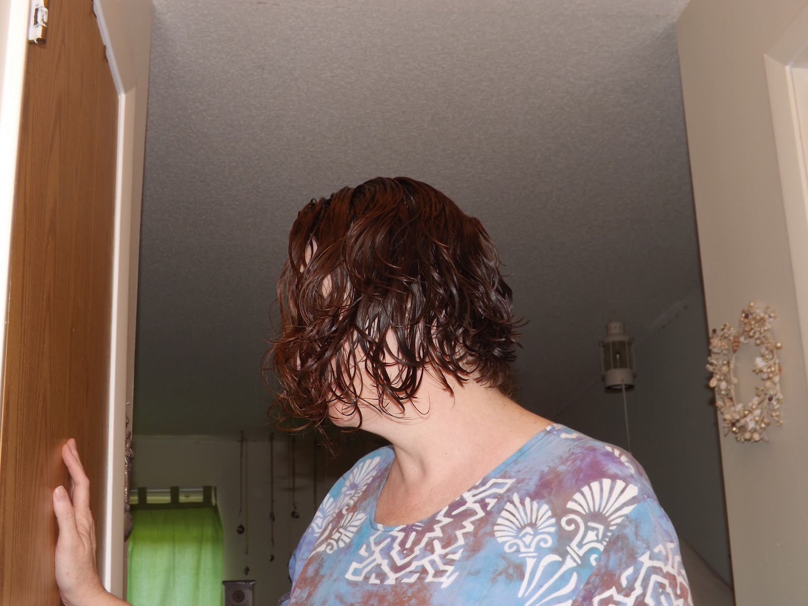 Debslubbing: Cutting your own curly hair