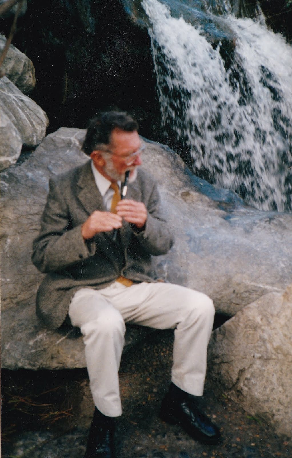 The Bush Music Club: John Dengate - photos from the Dengate archives