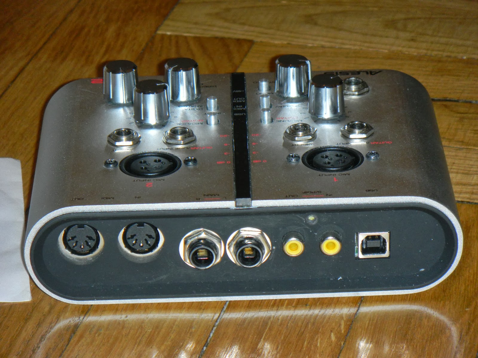 Infrequent Sound [sex.tex] technology: Alesis IO|2 Portable 2-channel ...