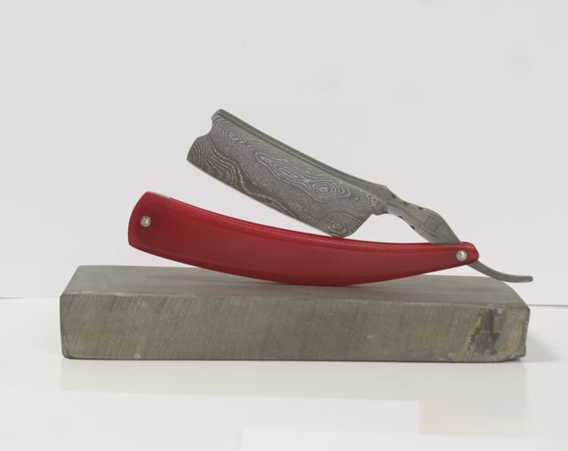 A Razors Tale: Custom Straight Razors