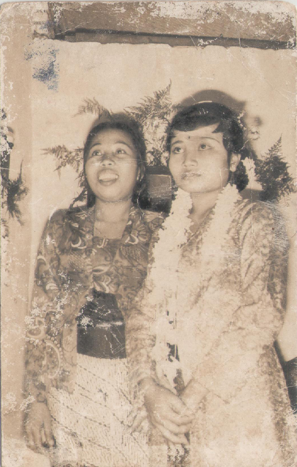 Ilmu Sejarah 2013: ASAL USUL KELUARGA RADEN SOEMODIHARDJO SERTA TIDAK ...