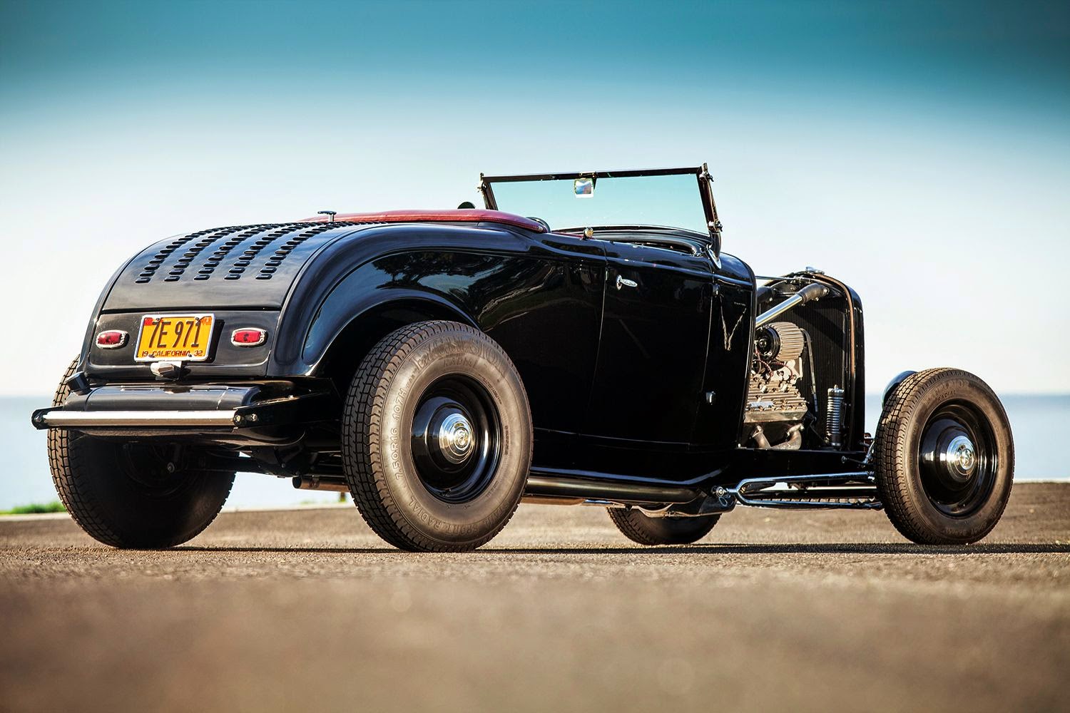 "MOTORCULT": #hot-rod deluxe