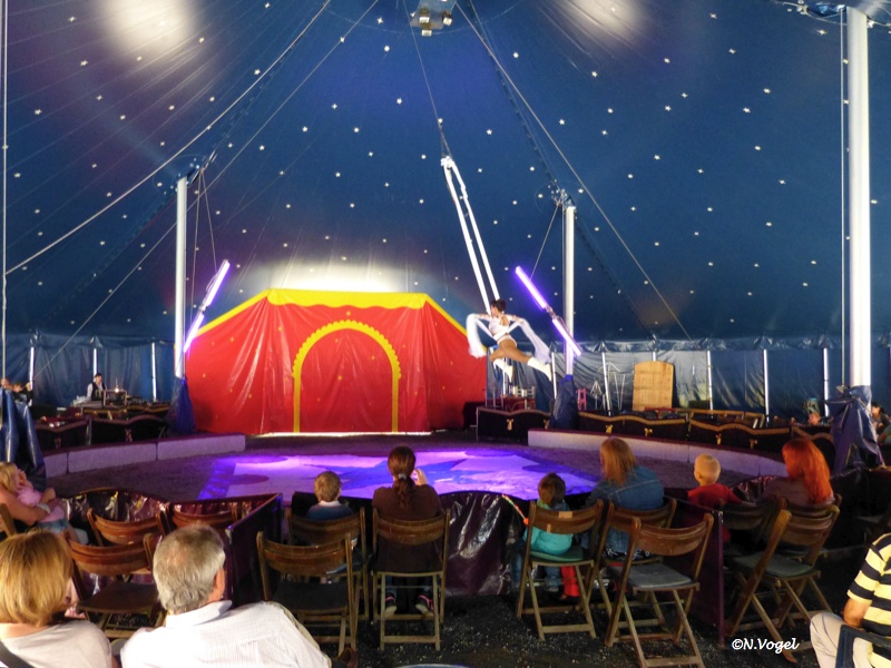 Norberts Internationale Circuswelt: Doppelcircus Mulan - Americano ...