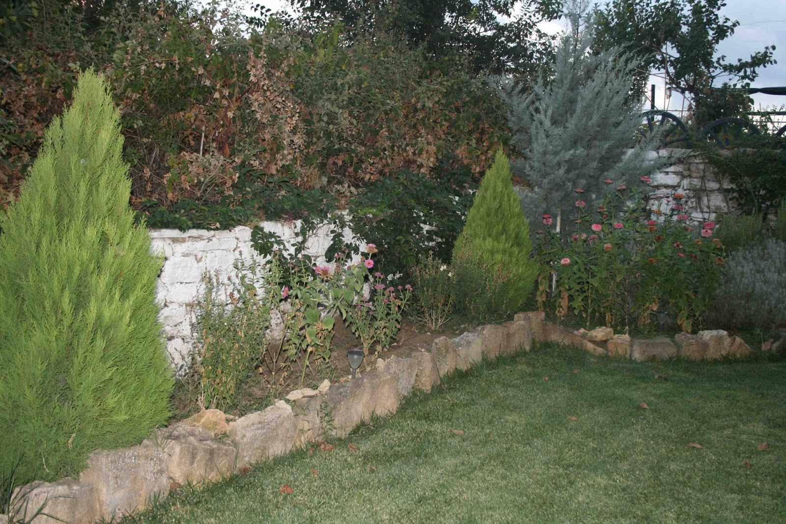 ΒΟΡΕΑΣmagazin: Ο ΠΕΤΡΙΝΟΣ ΚΗΠΟΣ ΤΟΥ ΠΑΡΑΔΟΣΙΑΚΟΥ ΣΠΙΤΙΟΥ ΣΤΟ ΠΥΘΙΟ ...