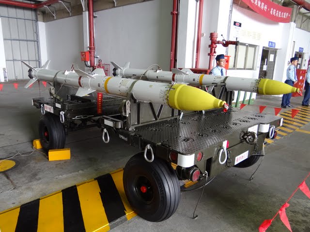 Blair's 軍事,警察及消防攝影: TC-2 Sky Sword (Tien Chien) II 天劍二型飛彈