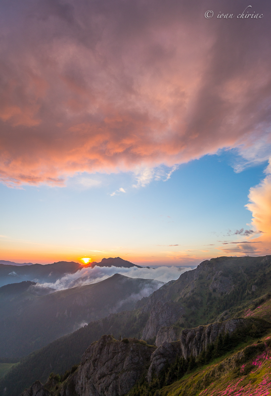 Ioan Chiriac Photography : Curcubeul naturii. Imagini la apus din ...