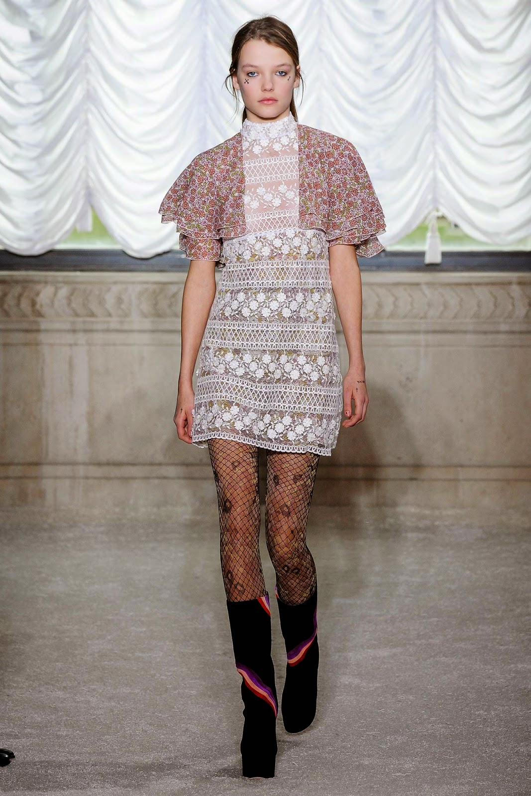 Dutch Models: Noa Vermeer (O), Roos Abels, Annika Krijt, Julia van Os ...