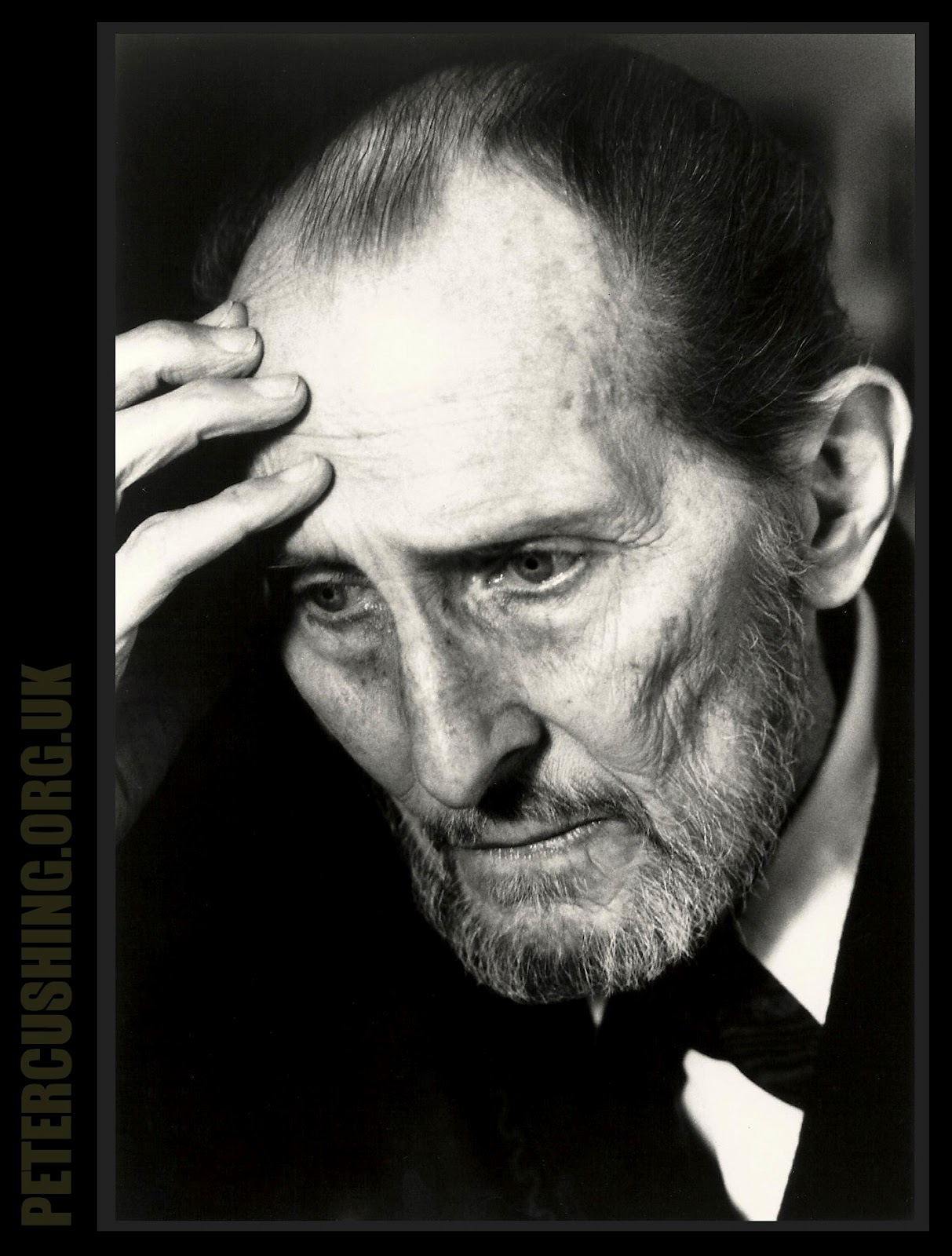 PETERCUSHINGBLOG.BLOGSPOT.COM (PCASUK): PETER CUSHING: 'NO WHITE PEAKS ...