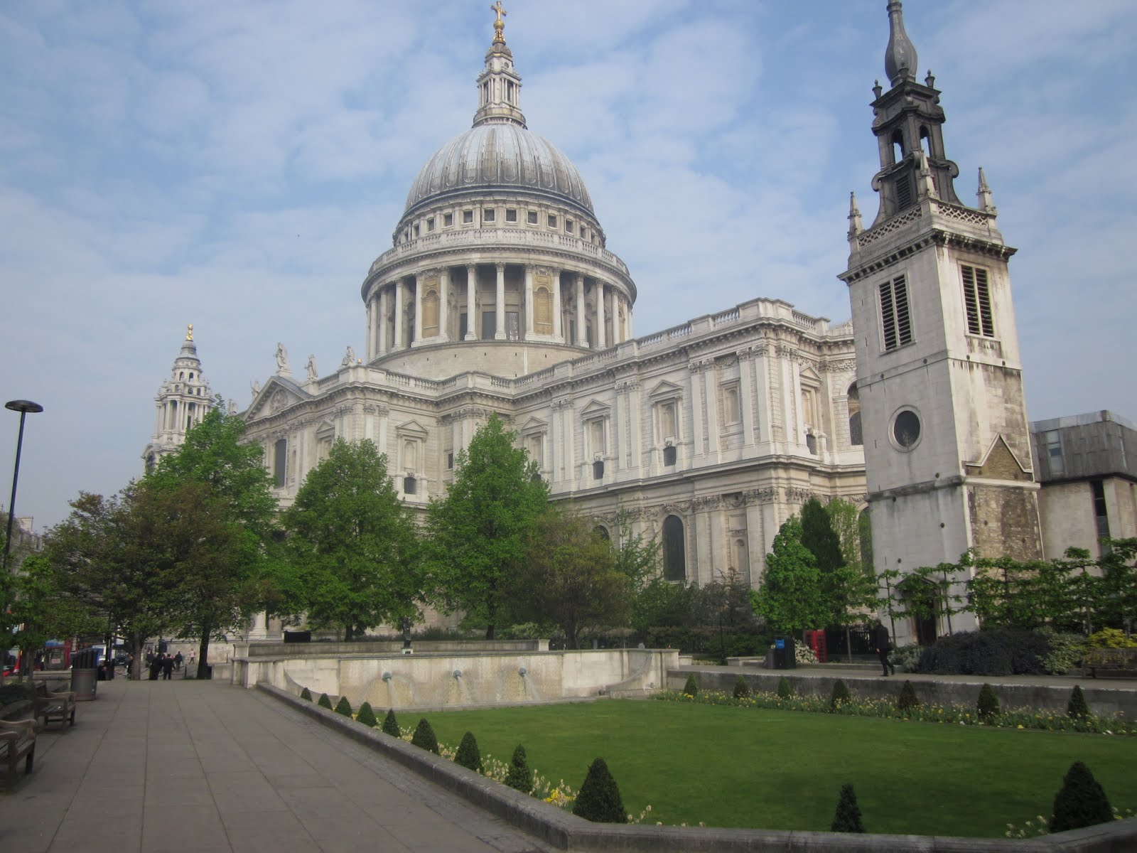 Bradley Williams Travel Blog: London Day 2 - St. Paul's, Shakespeare ...